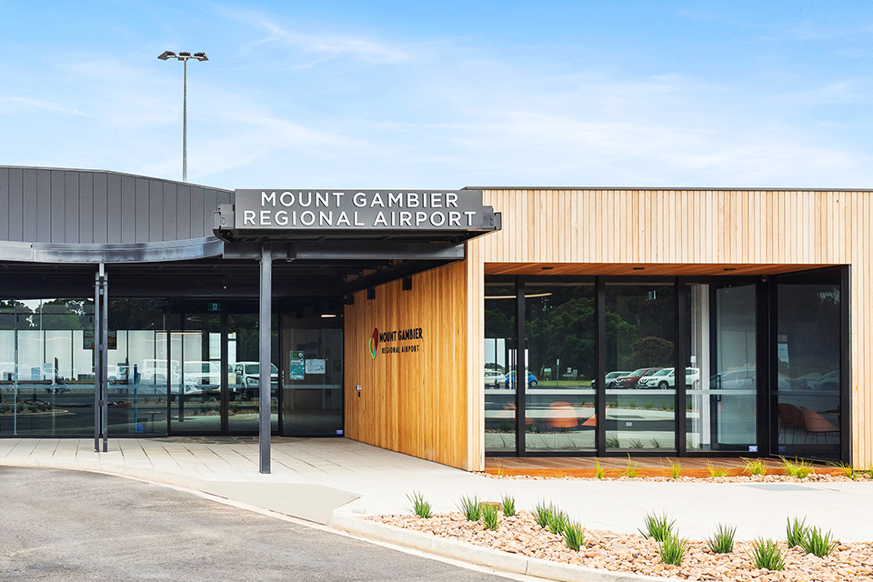 Mt Gambier Regional Airport - Kennett Builders